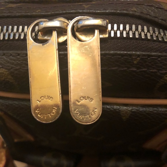 Louis Vuitton | Bags | Authentic Louis Vuitton Manhattan Monogram Pm ...